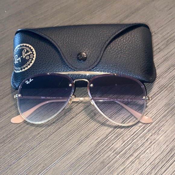 Ray-Ban | Accessories | Ray Ban Gold Rim Blue Ombr Lense Aviators ...